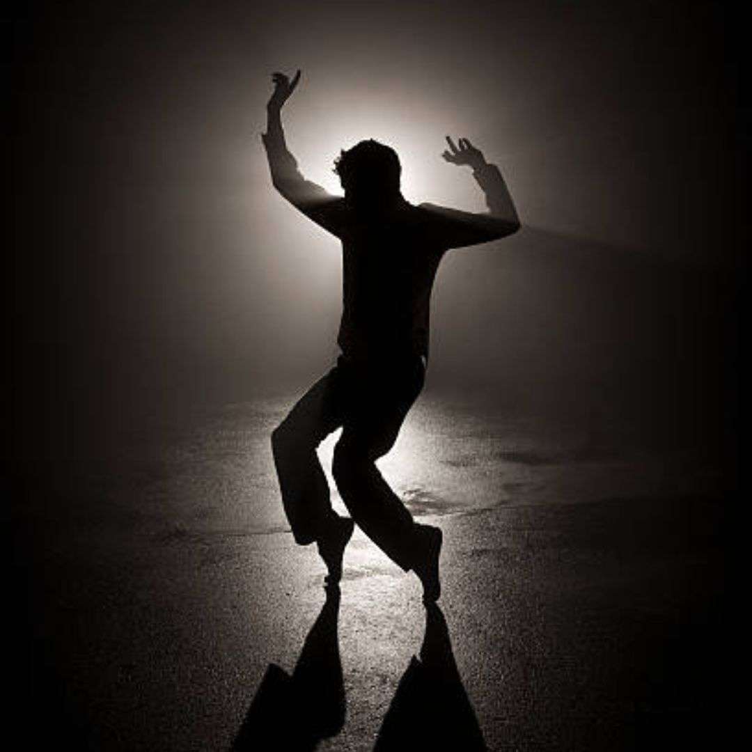 Hire Shadow Performance in Dubai for events, party and wedding!