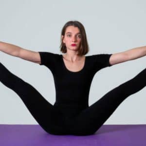 Hire Contortionists in Dubai and Abu Dhabi I Bella Entertainment