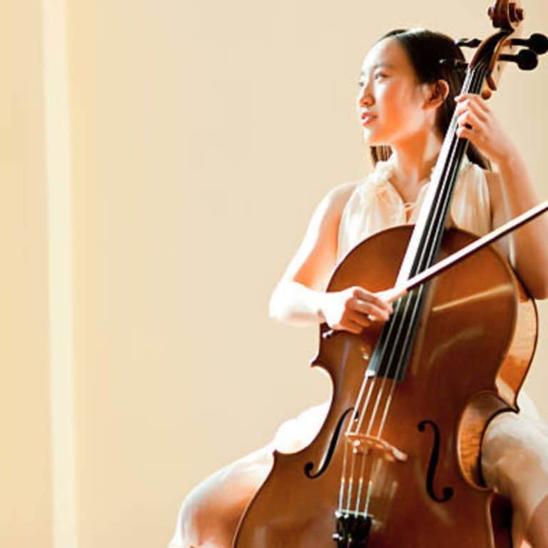 Hire Female Cellists in Abu Dhabi - Bella Entertainment Agency