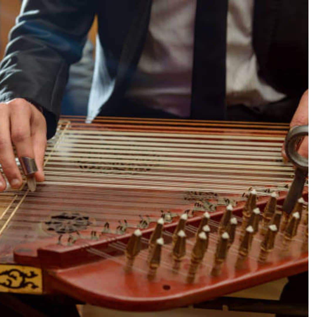 Hire Arabic Musician in Dubai and Abu Dhabi!