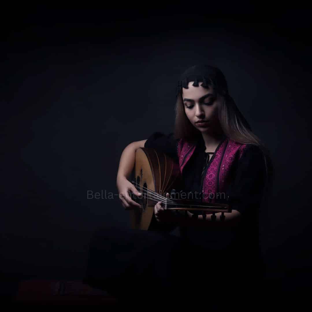 Hire Female Oud Player in Dubai and Abu Dhabi!