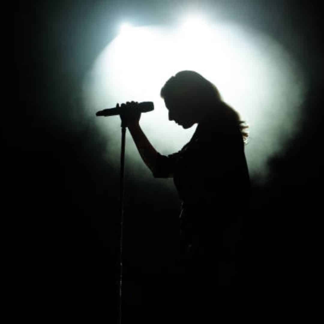 Hire Greek Singers in Dubai and Abu Dhabi I Bella Entertainment