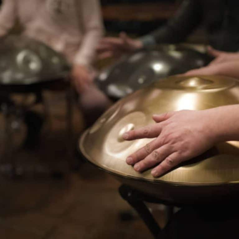 Hire LED Handpan Players in Dubai and Abu Dhabi!