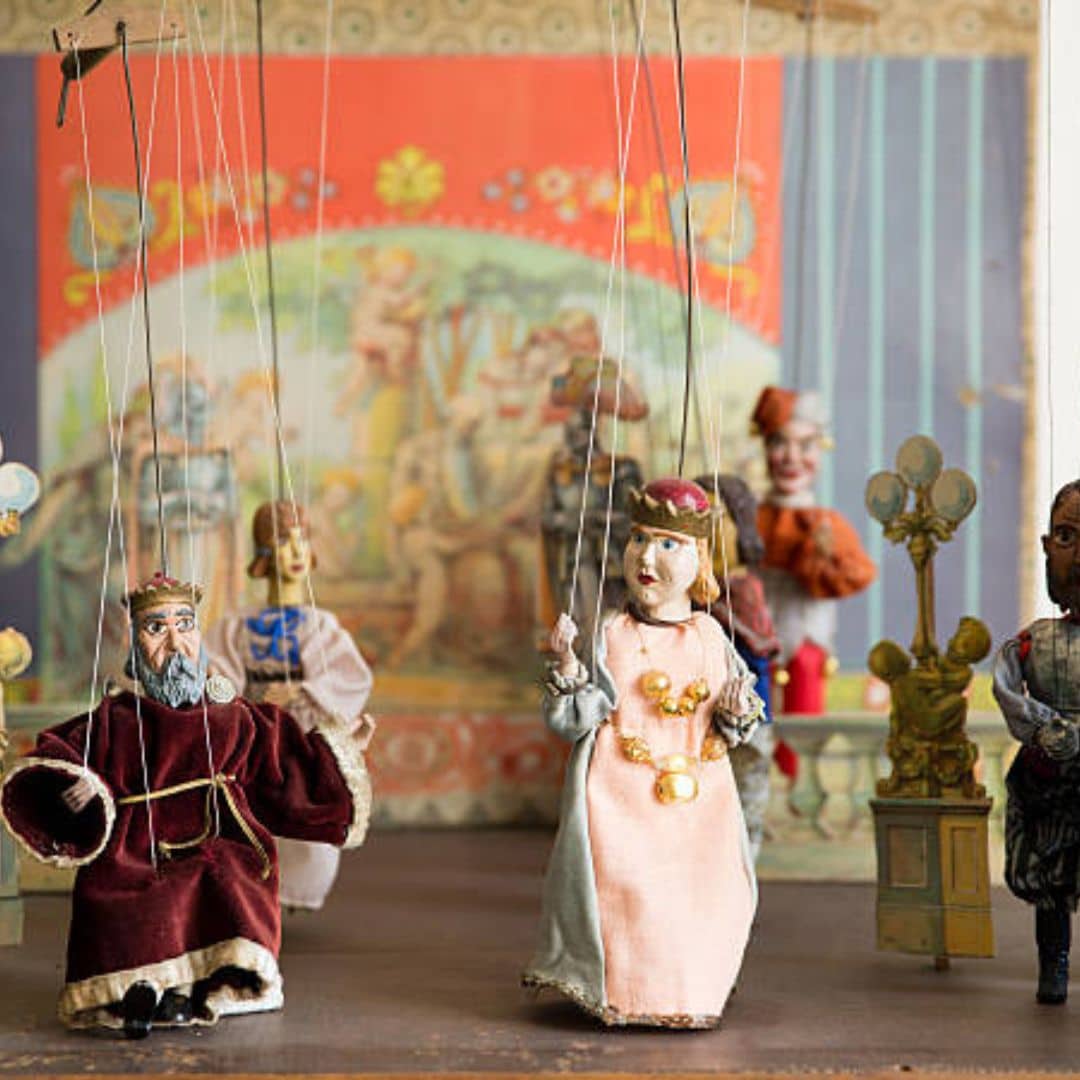 Hire Puppet Show in Dubai and Abu Dhabi I Bella Entertainment