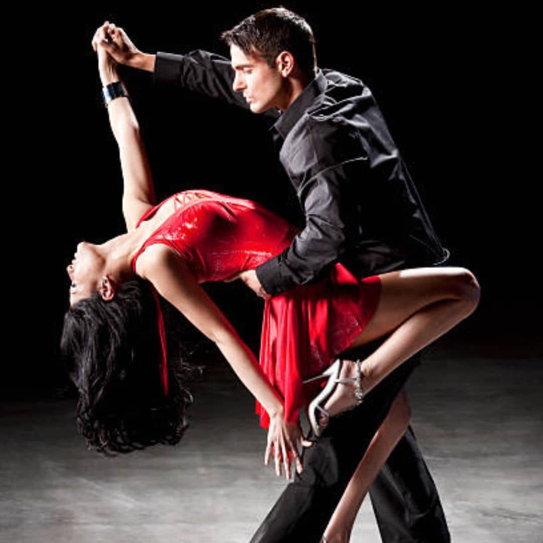Hire Tango Dancers in Dubai and Abu Dhabi!